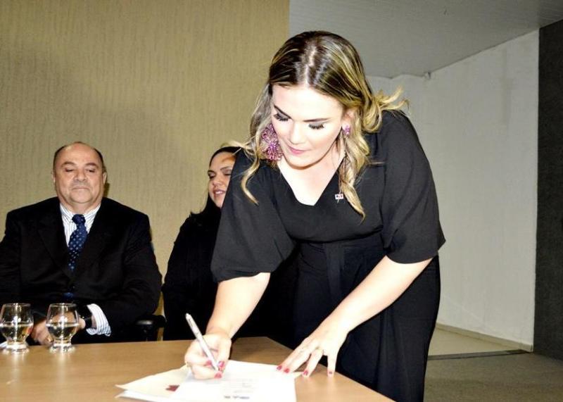 Advogada de São Julião toma posse como conselheira da OAB Subseção de ...